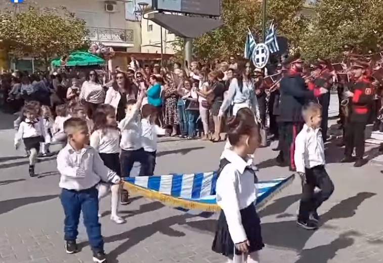 Ερμής της Ηλείας - Άγγελος Αγγελόπουλος: Η πορεία προς τα Δεκεμβριανά ...